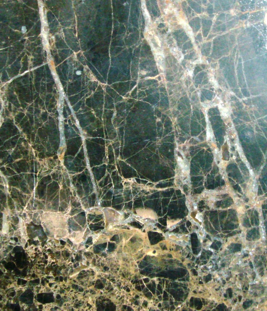 2- Emperador Dark Spanish - Magronite